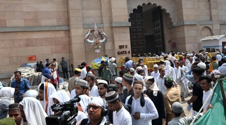 Historic legal battle unfolds over Gyanvapi Mosque – Prafull Goradia ...